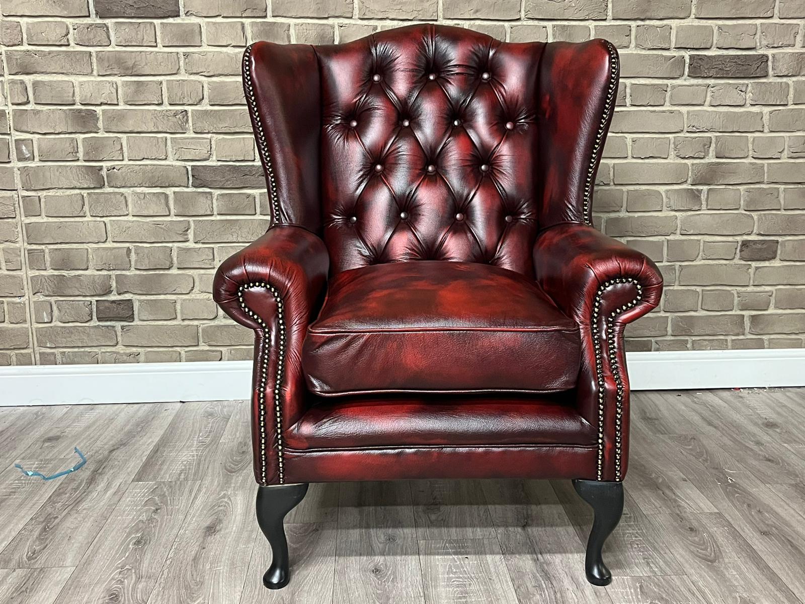 Chesterfield Furniture Specialists: Distinctive Chesterfields USA